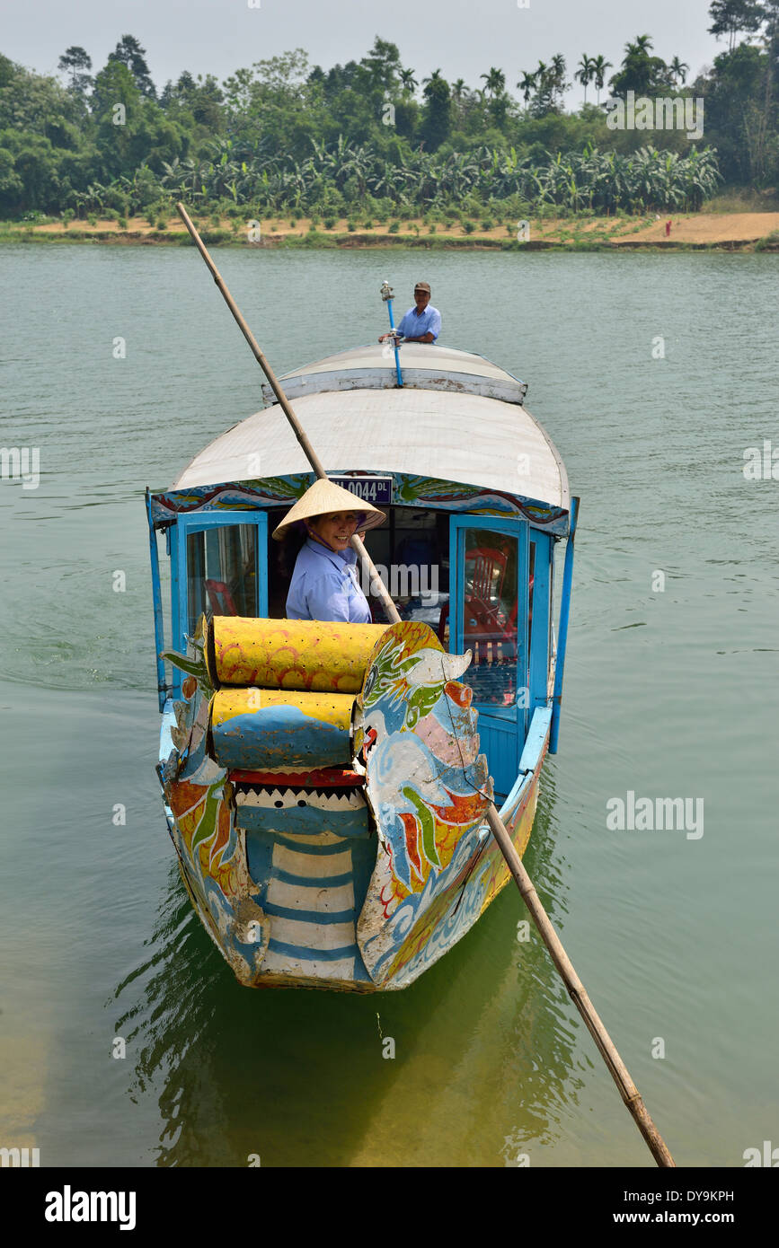Sampan Boat High Resolution Stock Photography and Images - Alamy