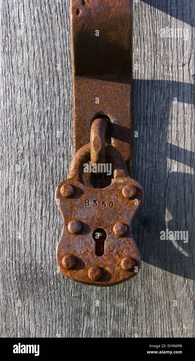 Corroded lock hi-res stock photography and images - Alamy