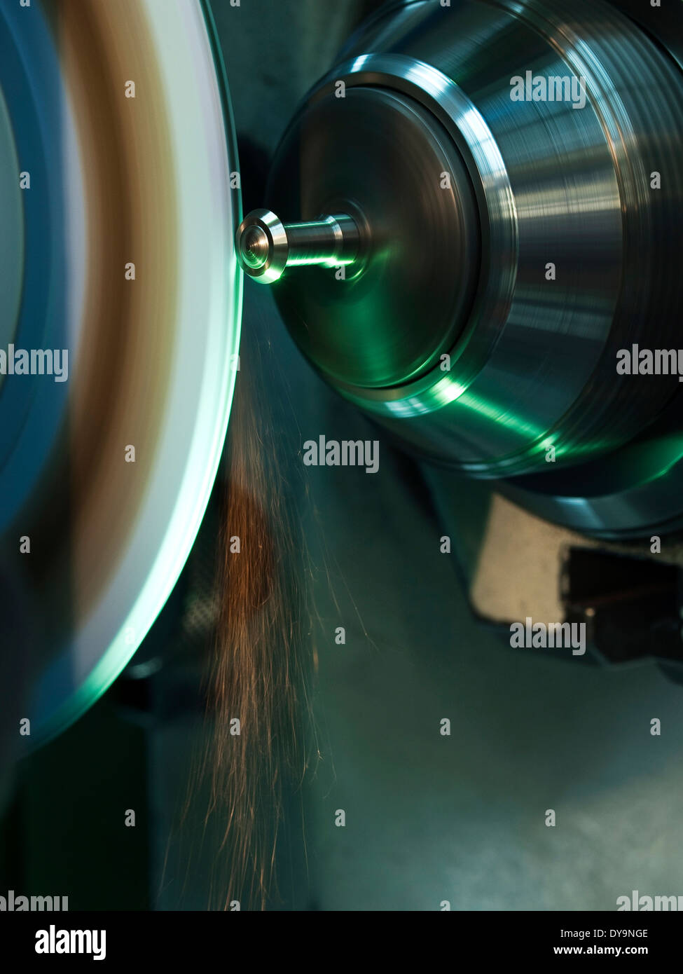 Engineering industries hi-res stock photography and images - Alamy