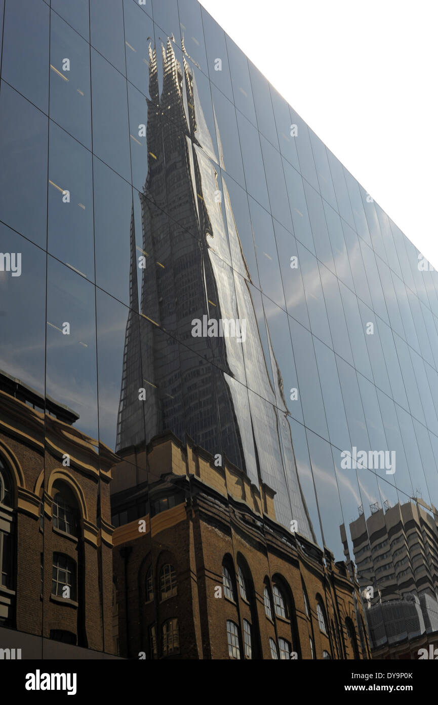 6 more london place and the shard hi-res stock photography and images ...