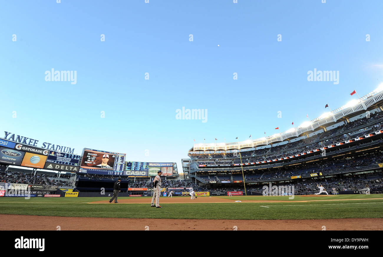 The Bronx, New York, USA. 9th Apr, 2014. Masahiro Tanaka (Yankees) MLB ...