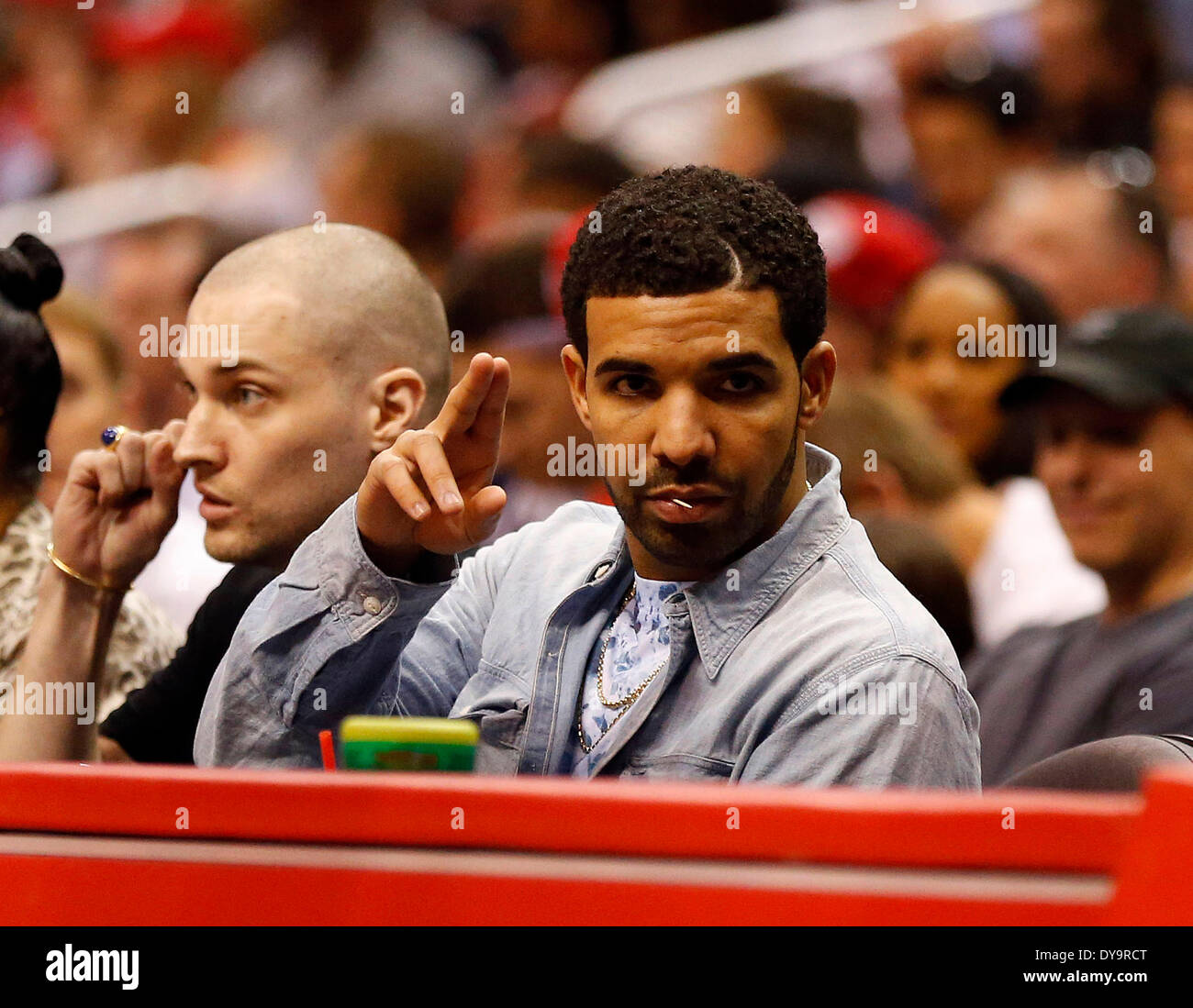 Drake rapper hi-res stock photography and images - Alamy