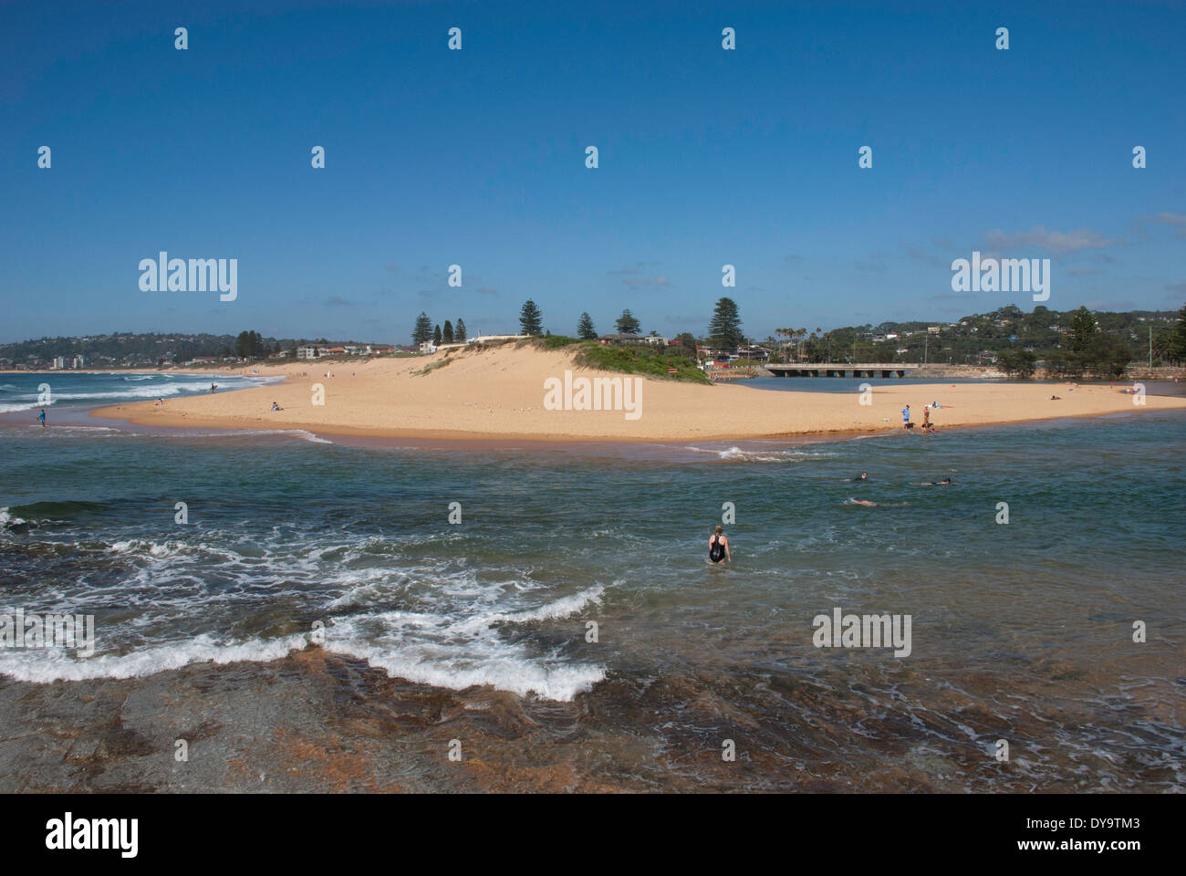 Narrabeen lagoon australia hi-res stock photography and images - Alamy