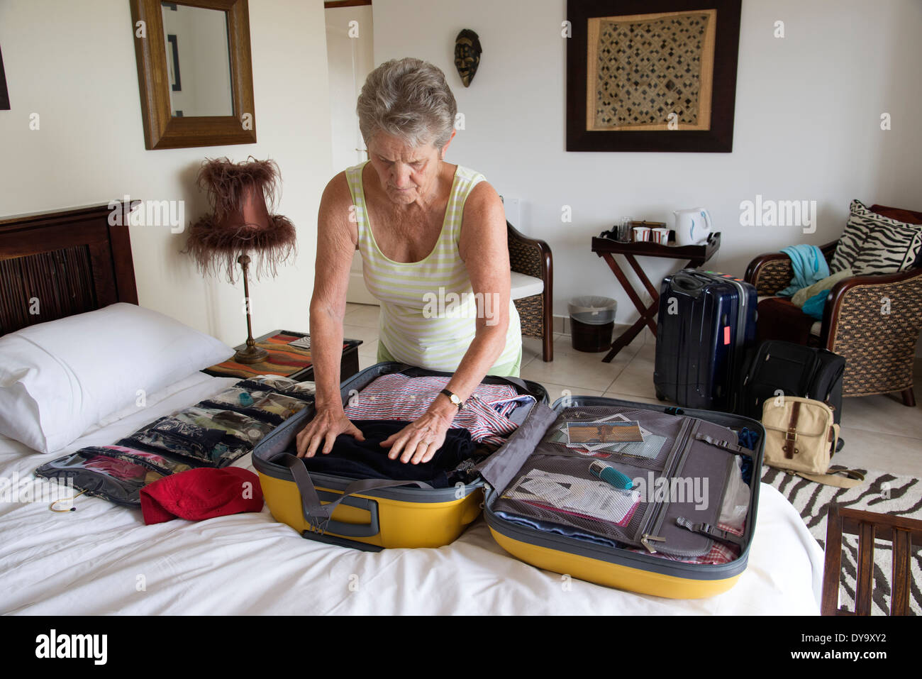 Unpacking suitcase hi-res stock photography and images - Alamy