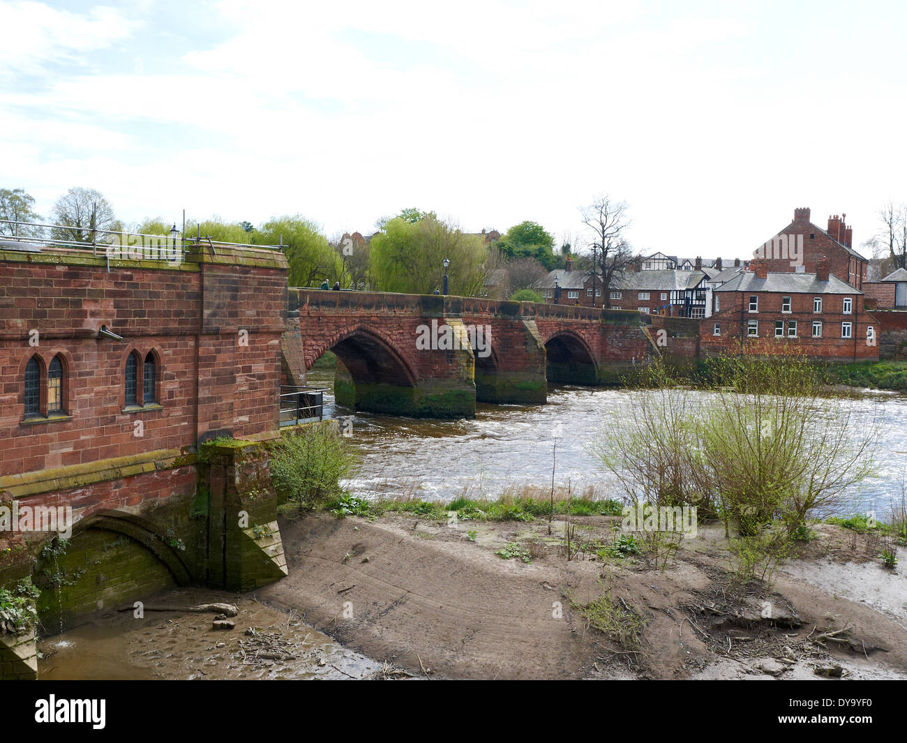Looking towards Handbridge with the Old Dee bridge over the River Dee ...