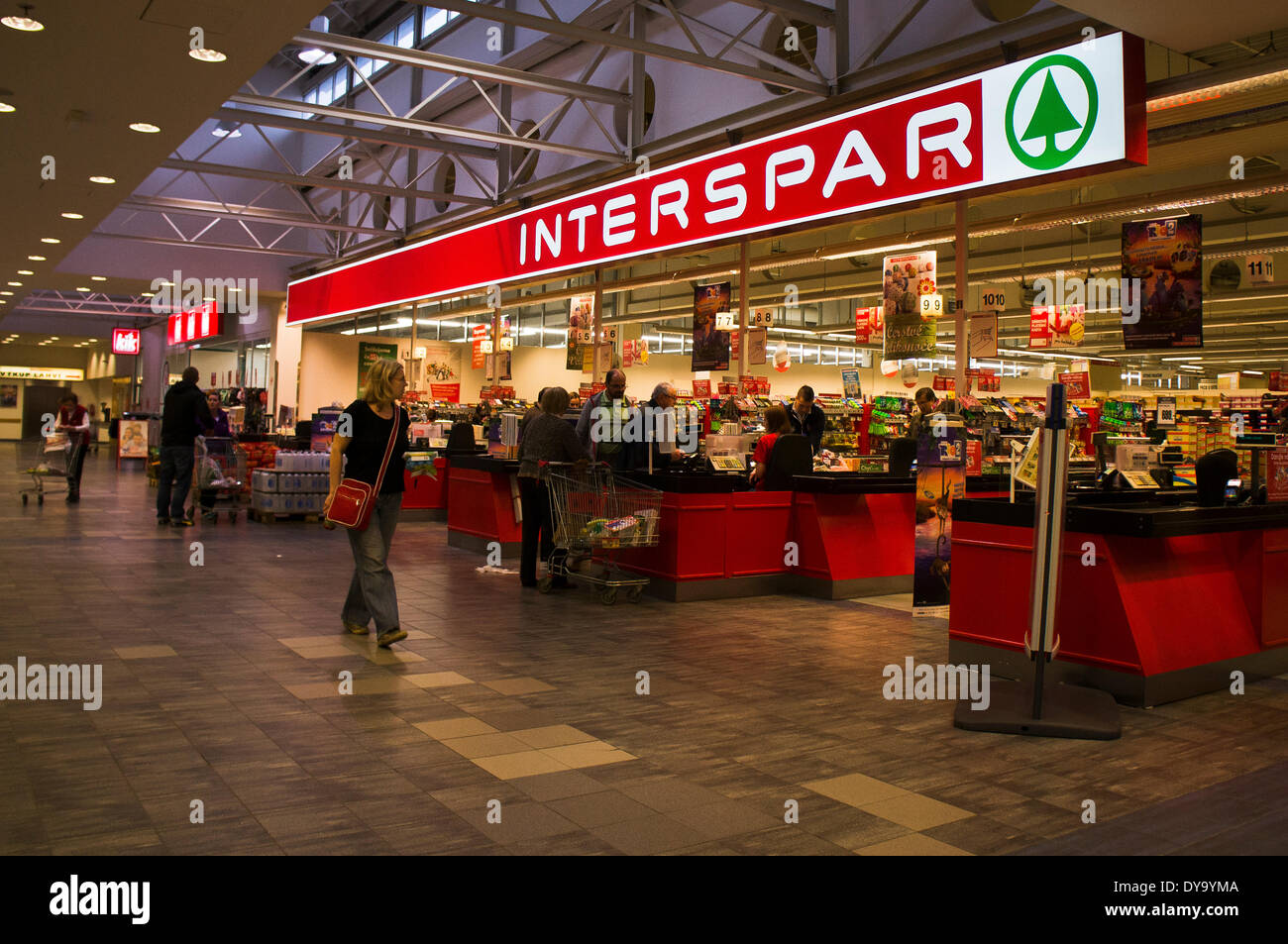 Interspar supermarket, logo, cash Stock Photo - Alamy