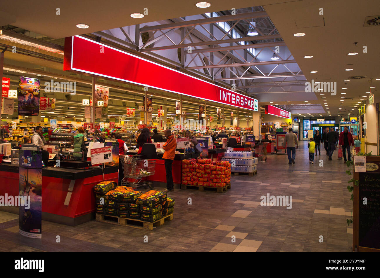 Interspar supermarket, logo, cash Stock Photo - Alamy