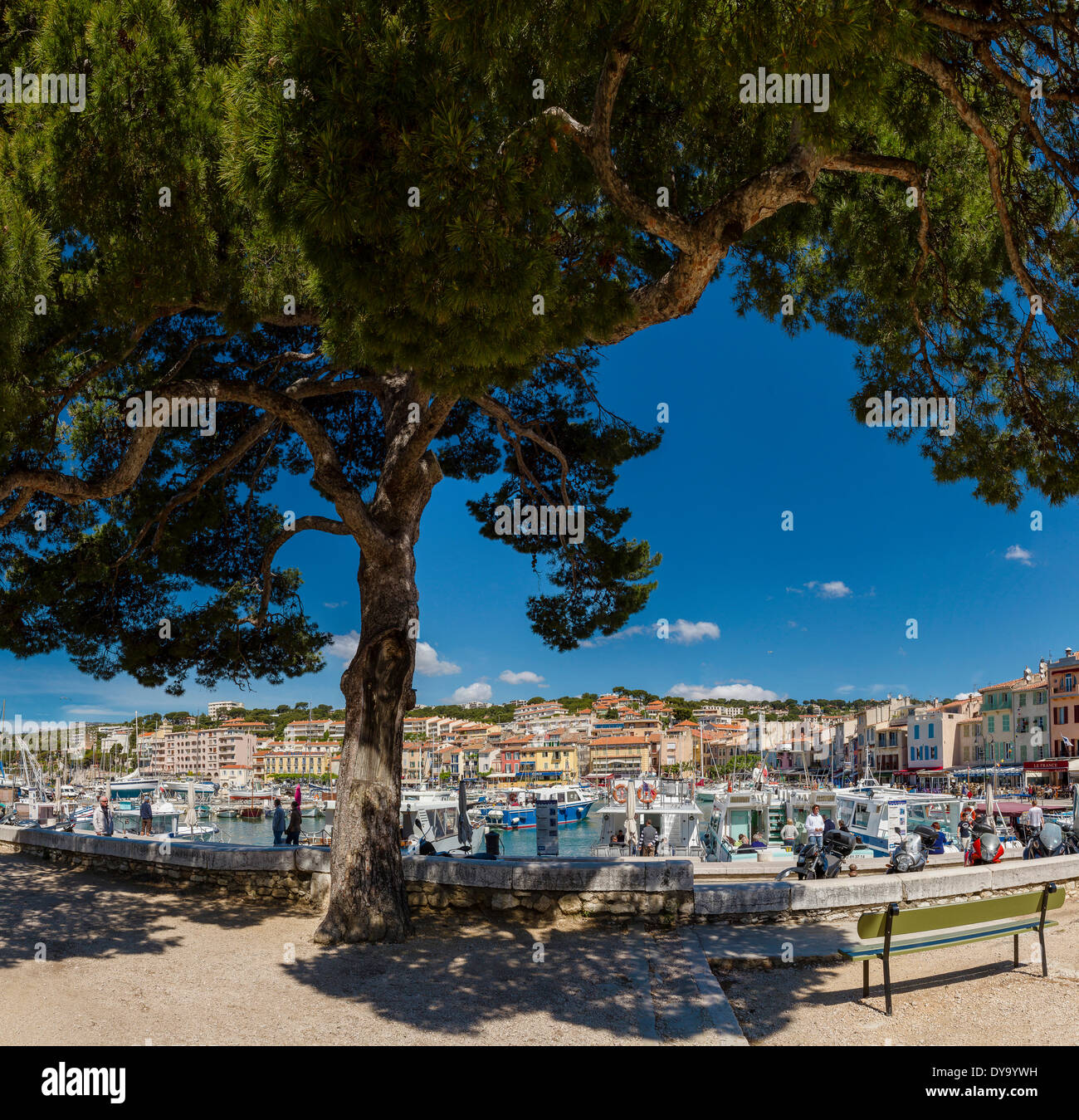 Port, town, village, forest, wood, trees, spring, people, ships, boat ...