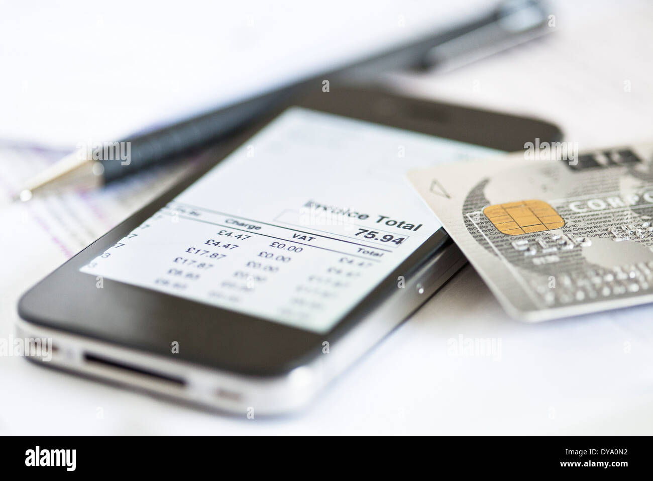 Online banking hi-res stock photography and images - Alamy