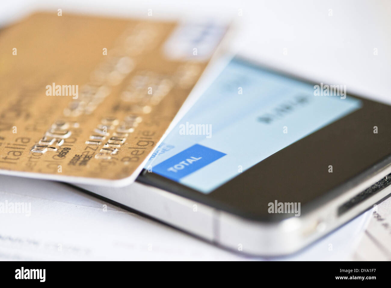 Banking devices hi-res stock photography and images - Alamy