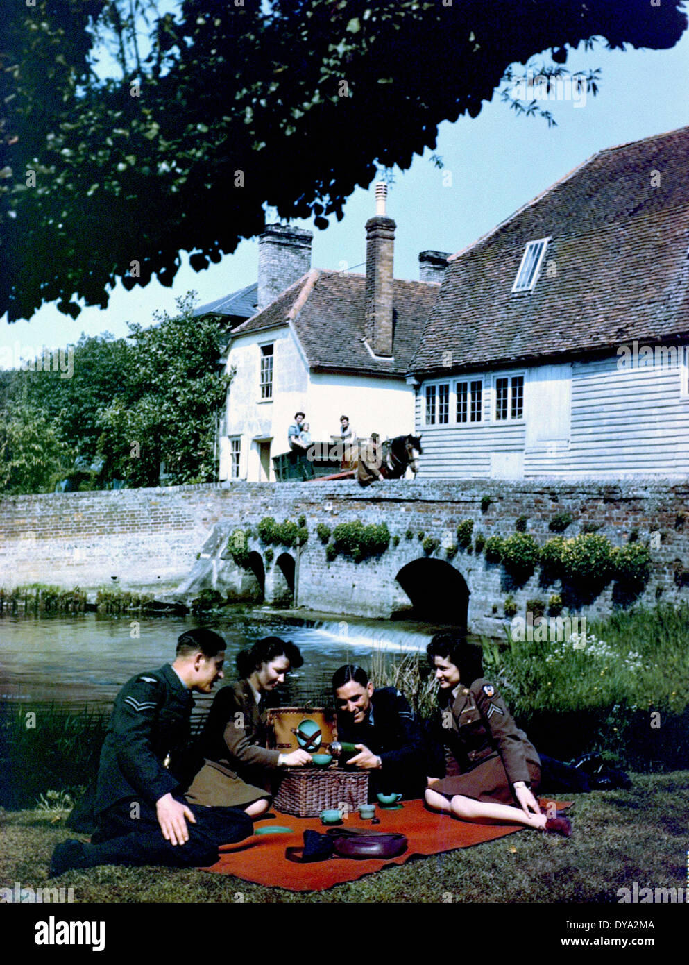 World war ii england air war hi-res stock photography and images - Alamy