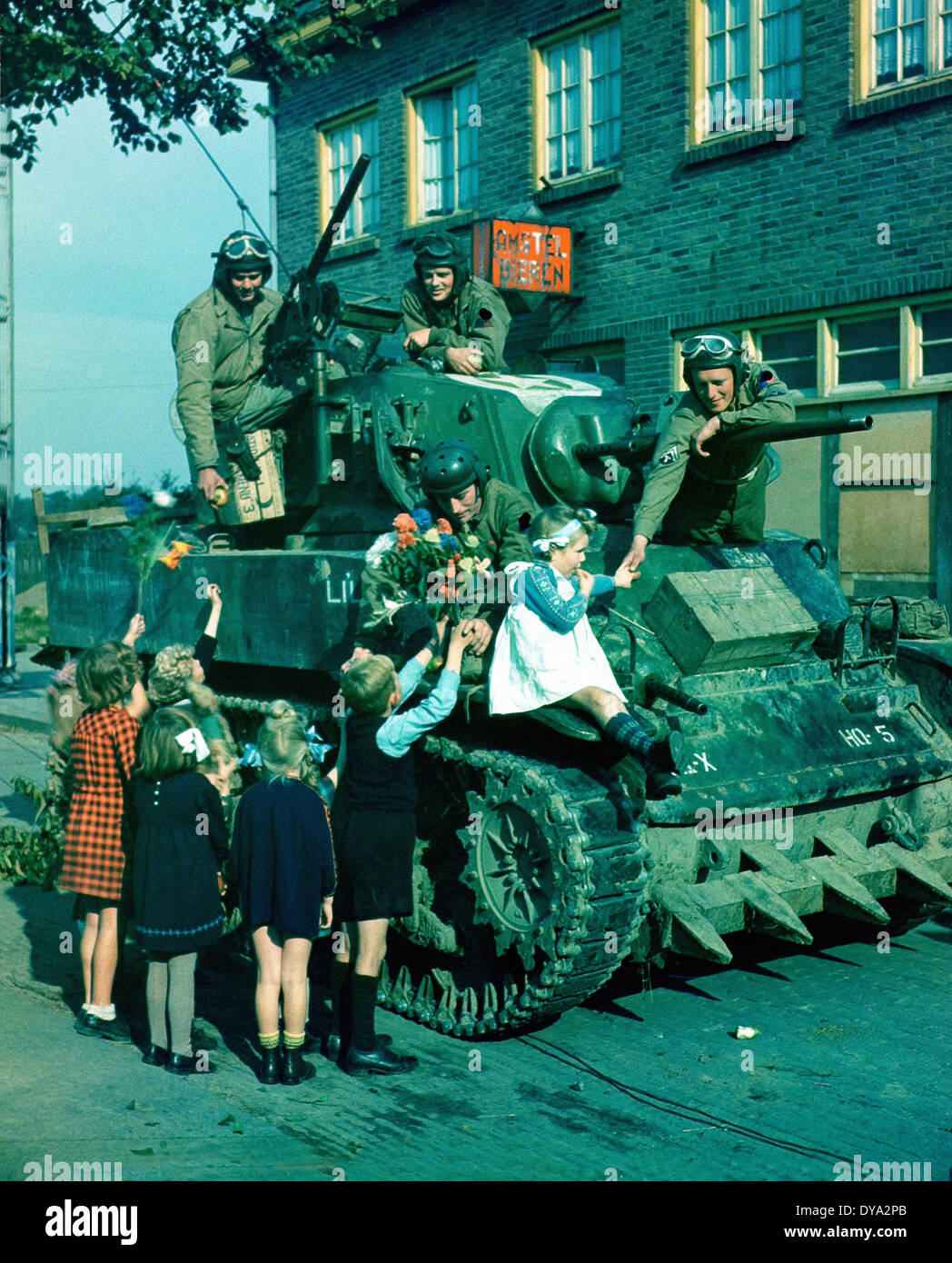 WW II historical war world war second world war operation Overlord ...