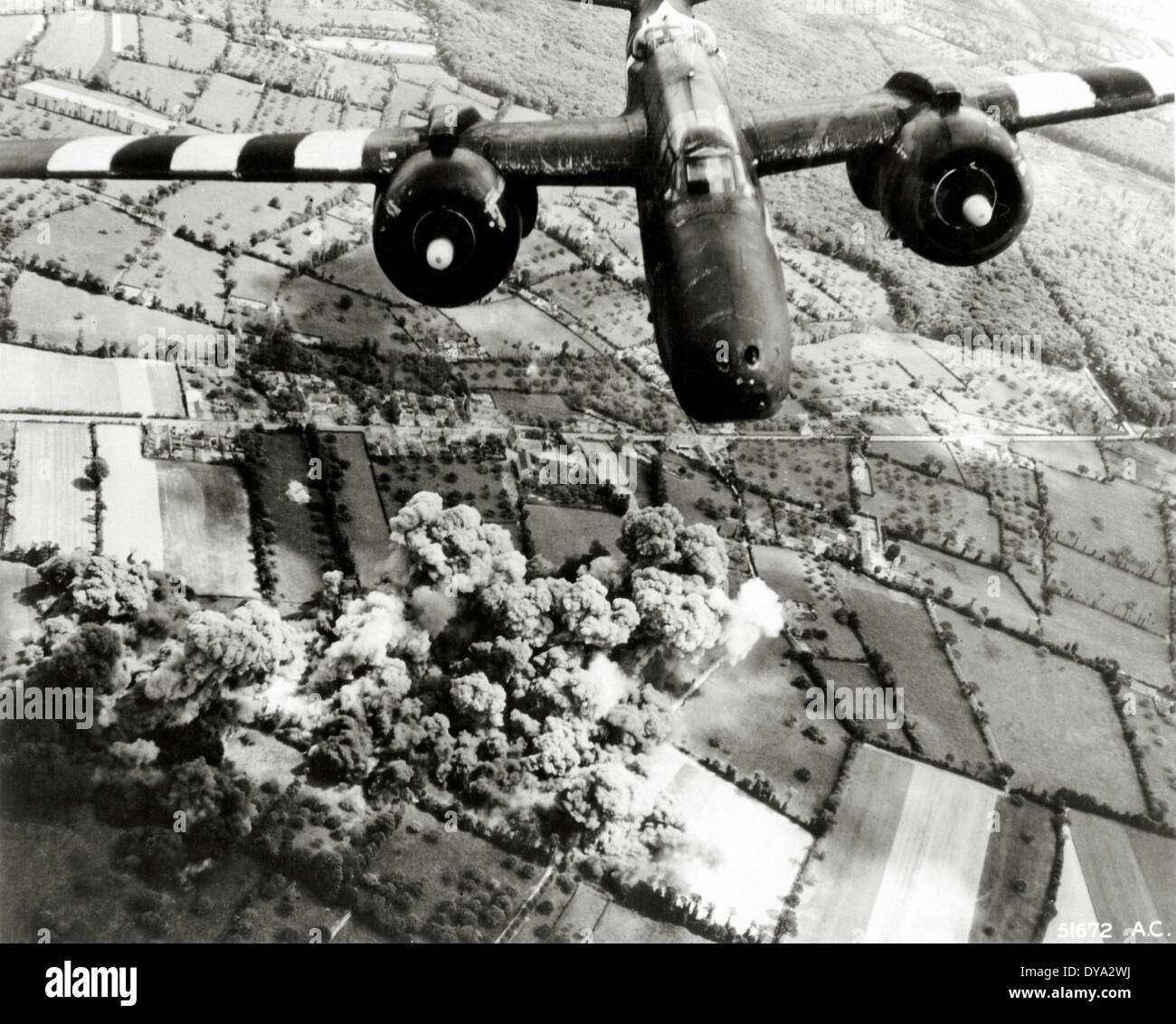 D day aerial bombardment hi-res stock photography and images - Alamy