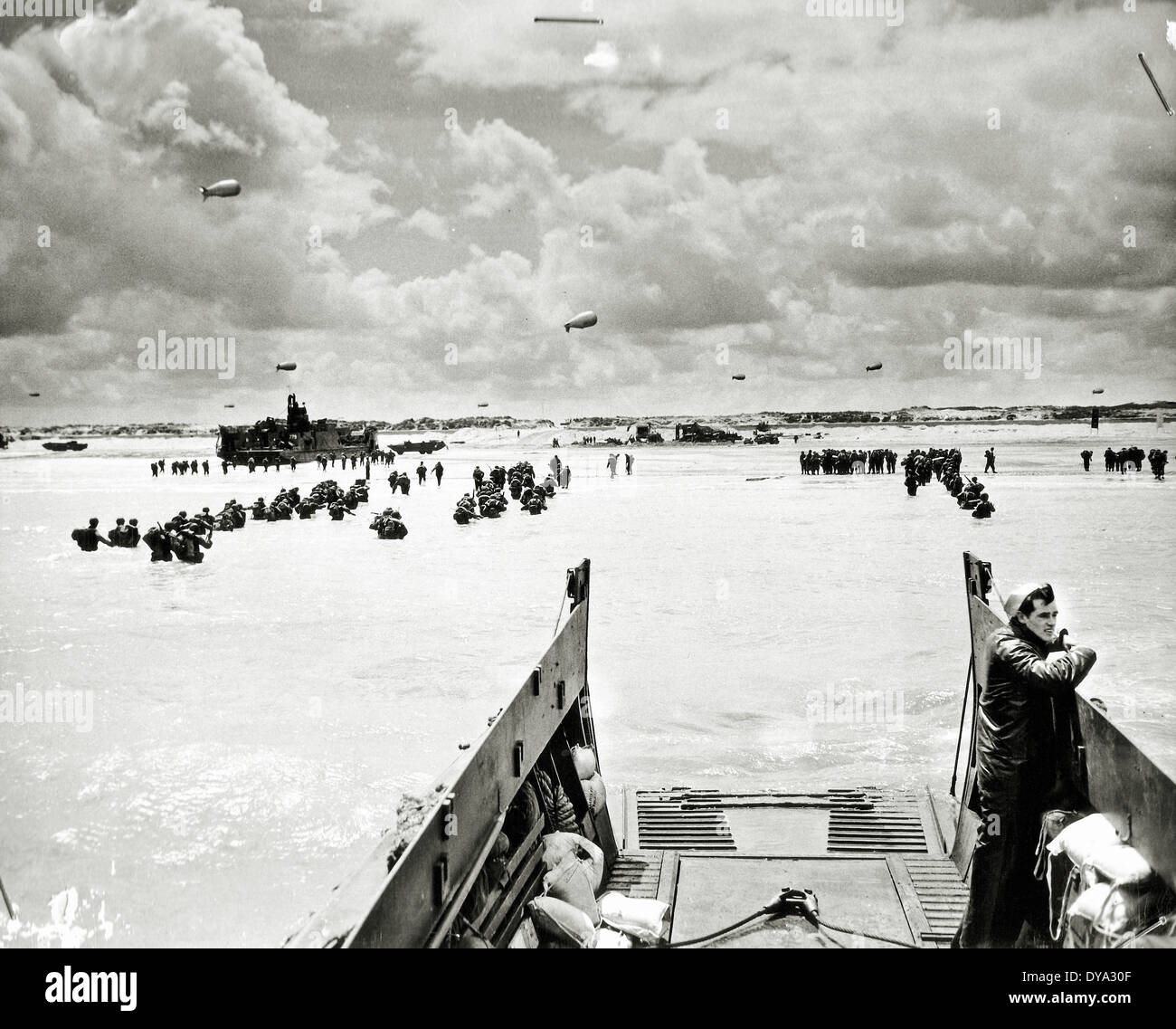 WW II historical war world war second world war operation Overlord ...