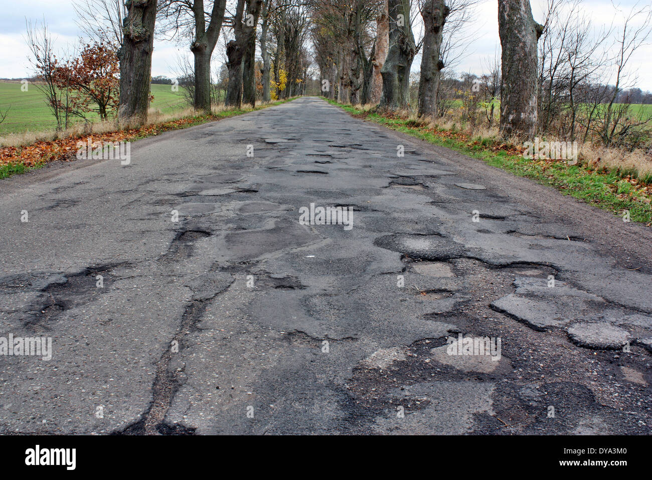 Hole on damage road way asphalt Stock Photo - Alamy