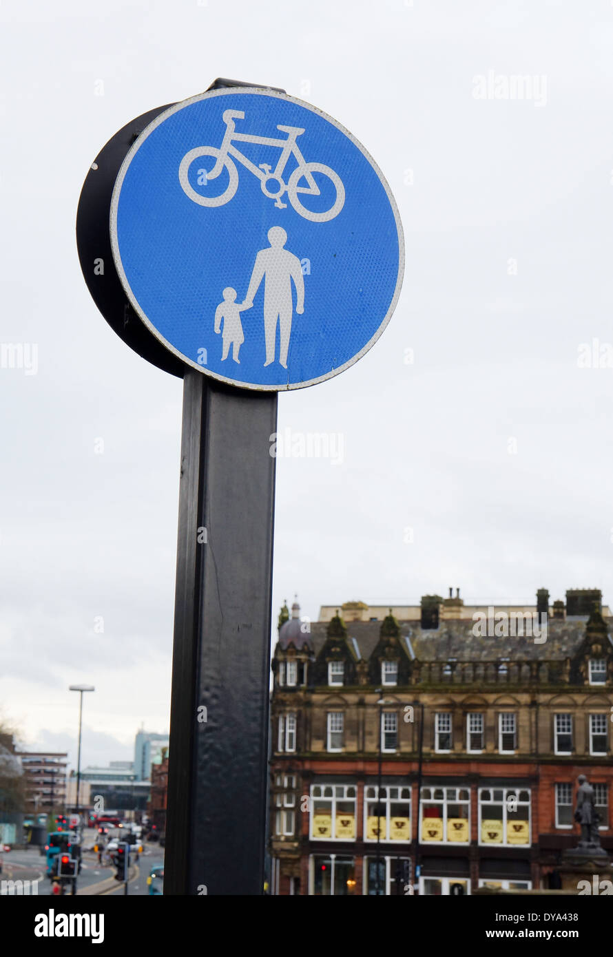 bicycles and pedestrians only sign Stock Photo - Alamy