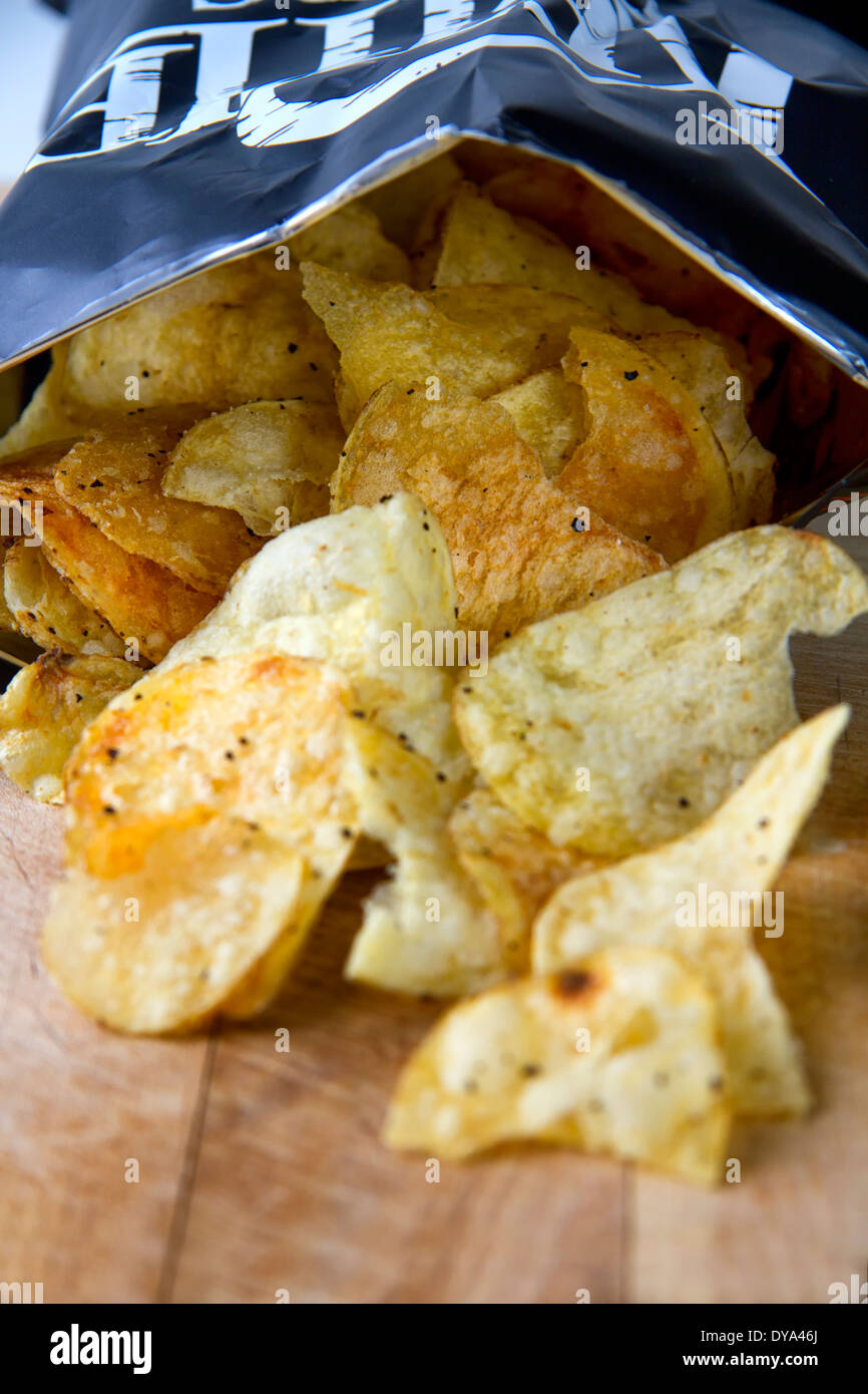 Potato crisps chips packet hi-res stock photography and images - Alamy
