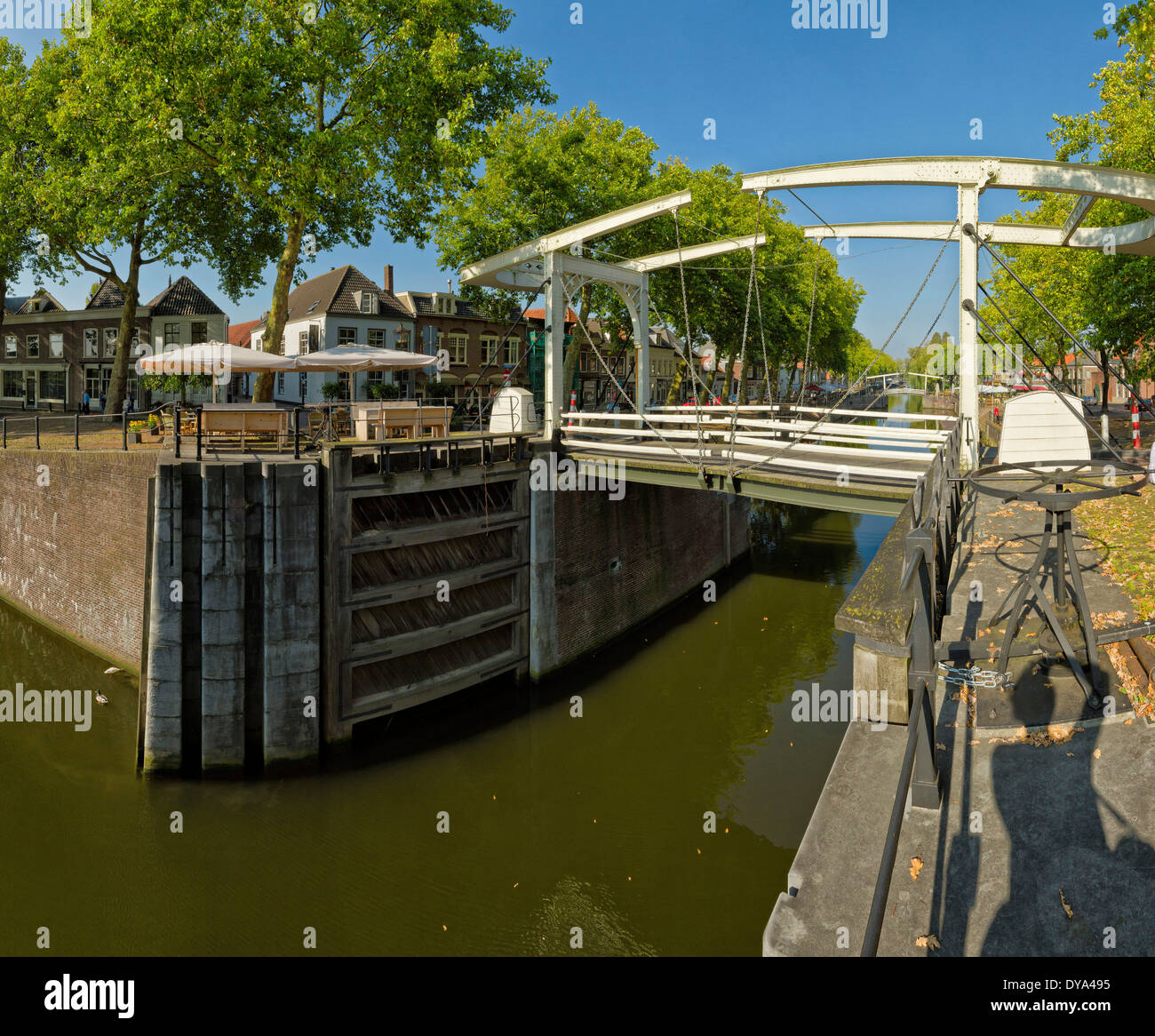 Draw bridge netherlands hi-res stock photography and images - Alamy