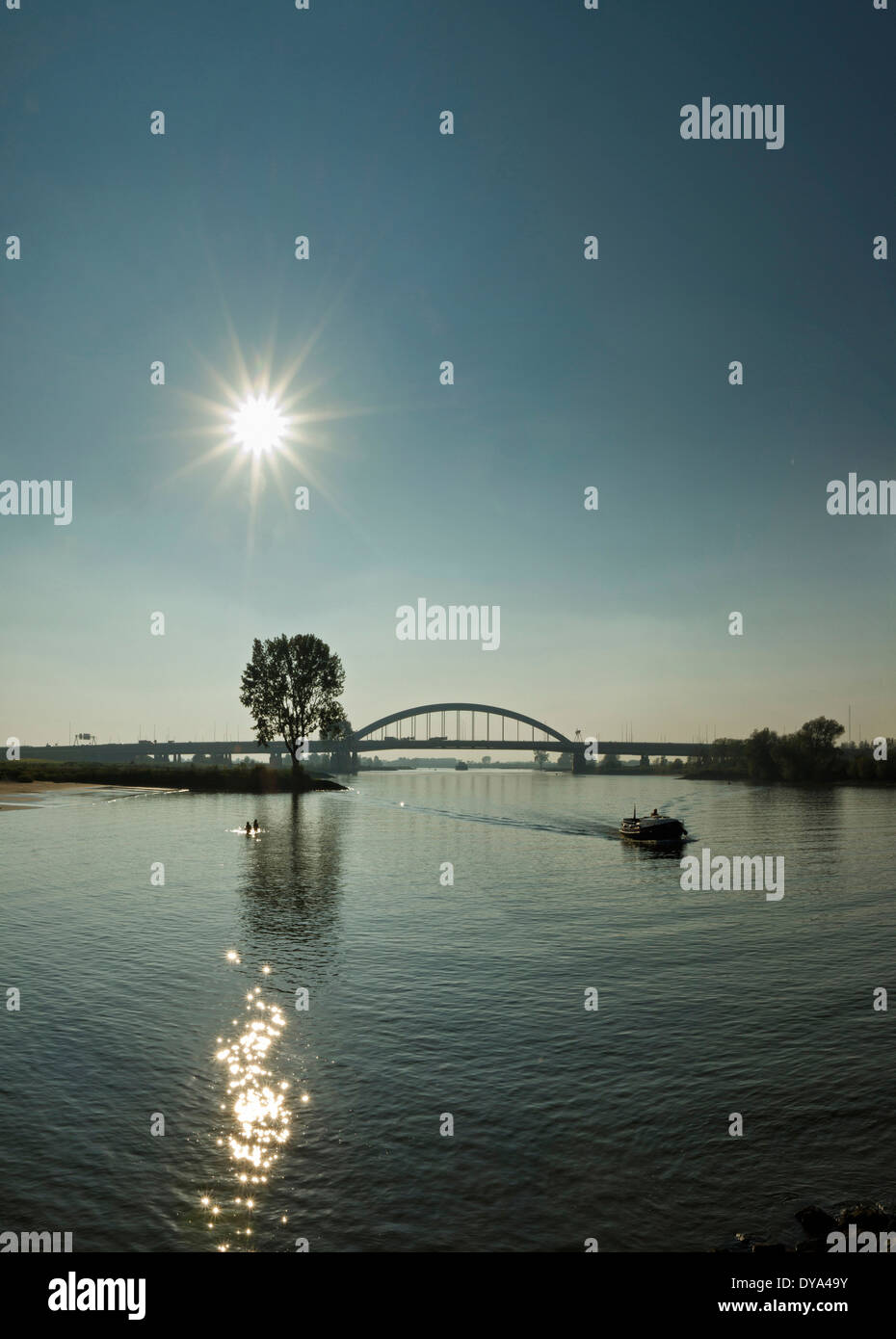 Netherlands, Holland, Europe, Vianen, Utrecht, landscape, water, autumn ...