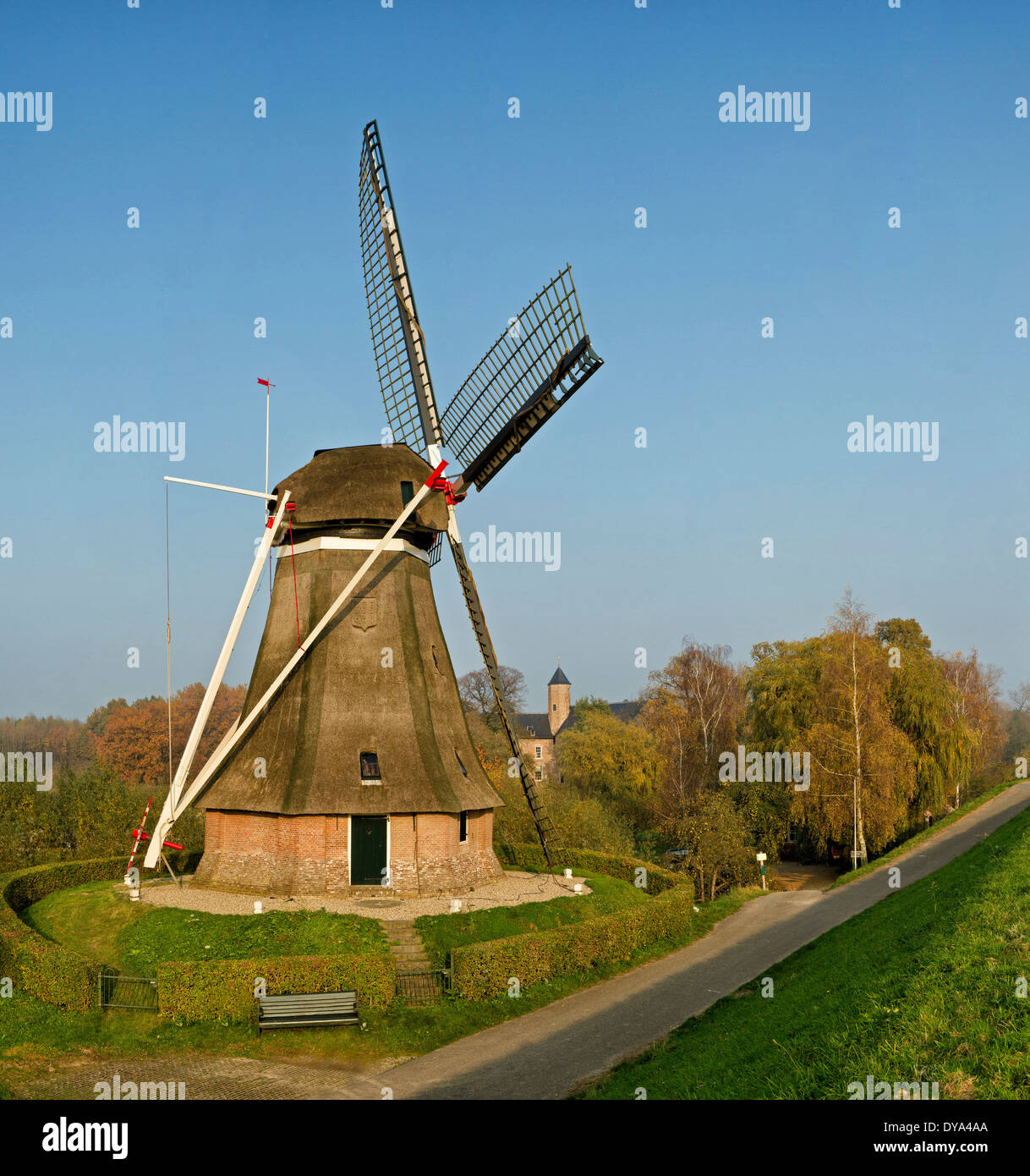 Netherlands, Holland, Europe, Waardenburg, Gelderland, windmill, autumn ...