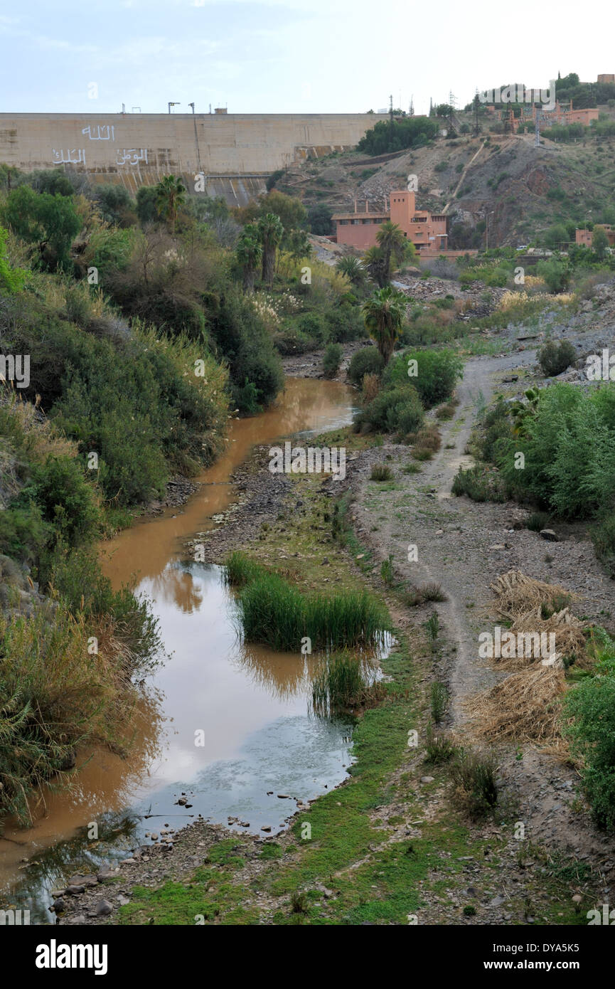Very low river hi-res stock photography and images - Alamy