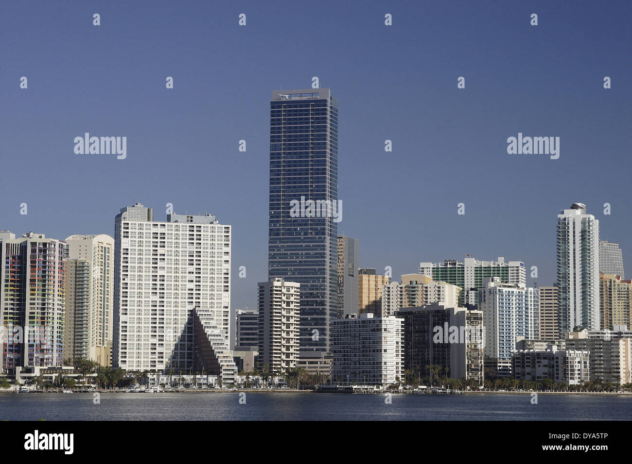 Buildings office block city hi-res stock photography and images - Alamy