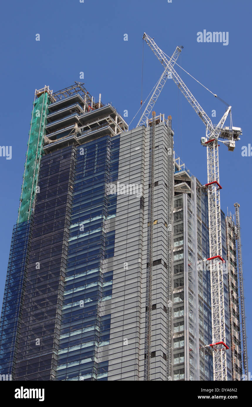 Construction site crane skyscraper hi-res stock photography and images ...