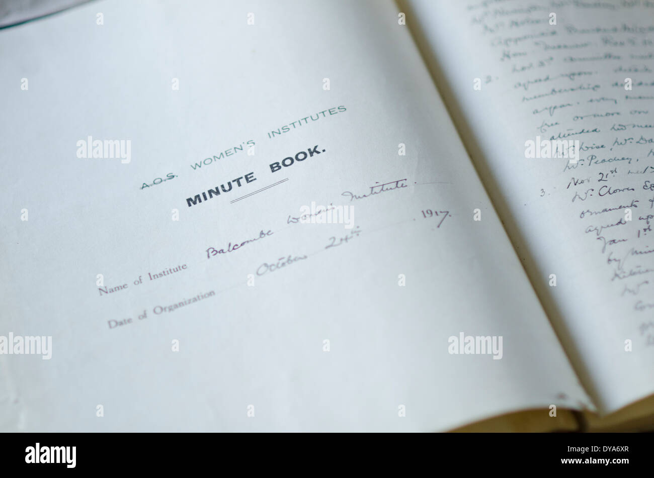 Wi minute book hi-res stock photography and images - Alamy