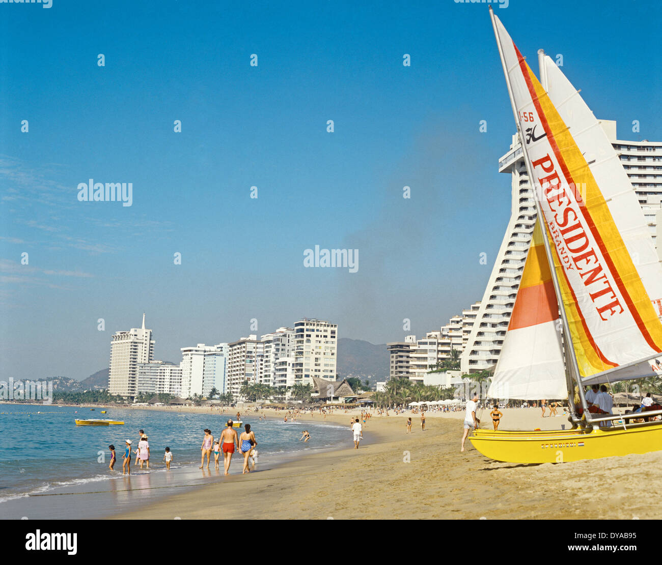 People and boats at the beach in Acapulco, Mexico Stock Photo - Alamy
