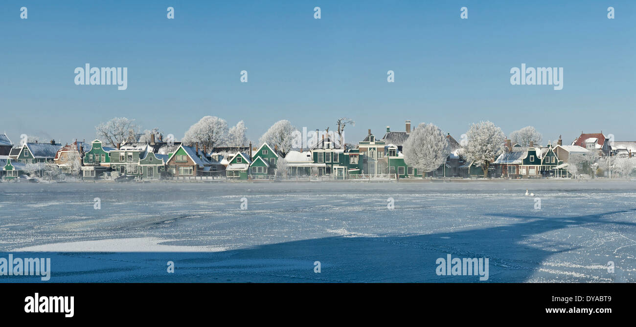 Frozen river holland hi-res stock photography and images - Alamy