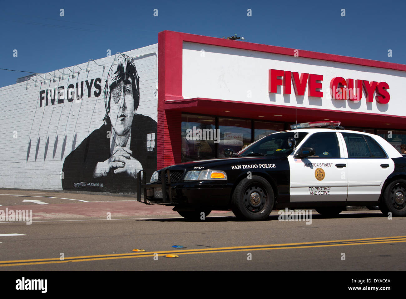 John hum mural hi-res stock photography and images - Alamy