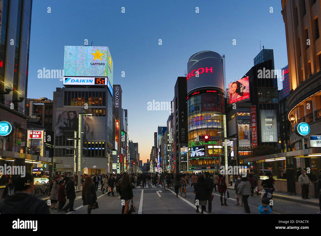 Chuo dori hi-res stock photography and images - Alamy