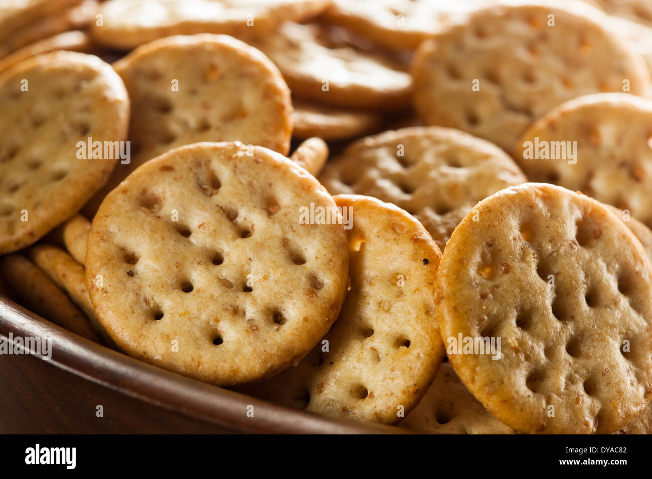 Whole Grain Wheat Round Crackers in a Bowl Stock Photo - Alamy