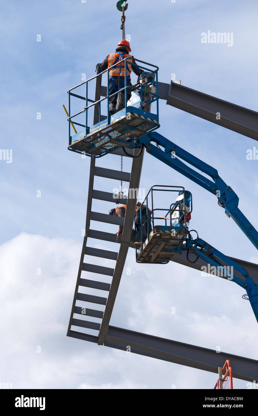 Cherry pickers and construction hi-res stock photography and images - Alamy