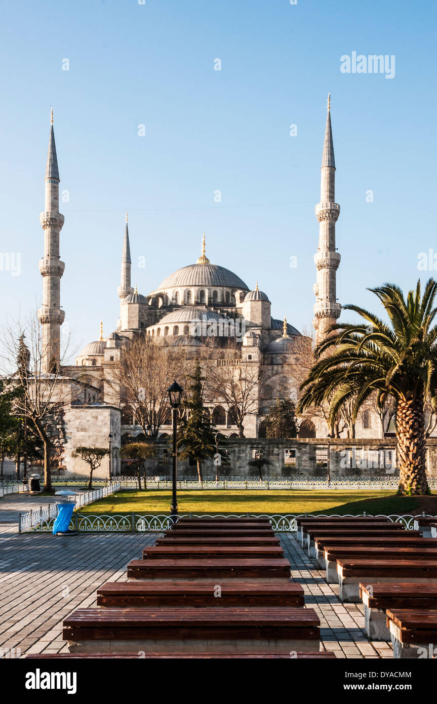 View blue mosque in hi-res stock photography and images - Alamy