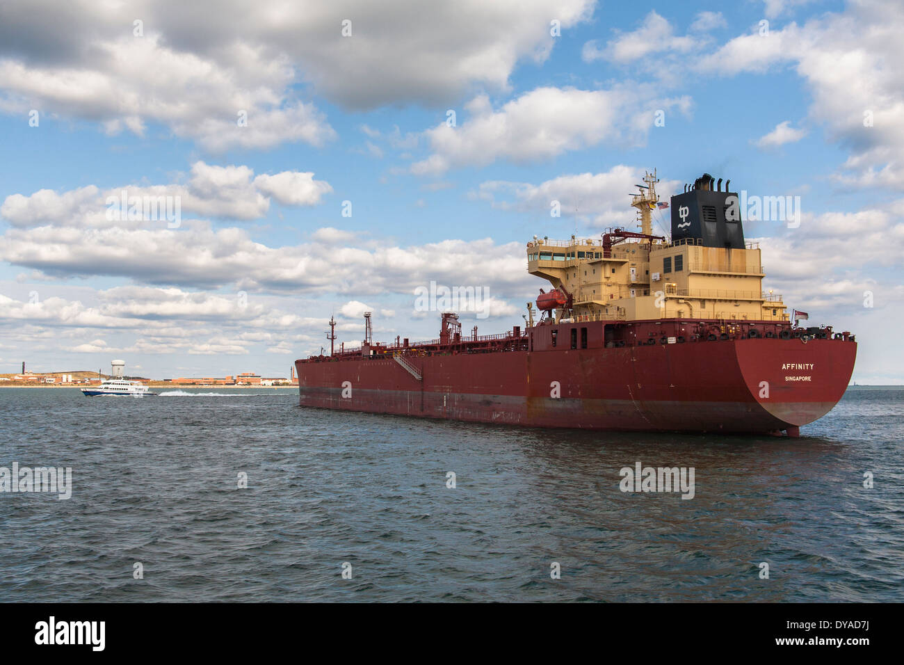 Oil tanker at sea hi-res stock photography and images - Alamy
