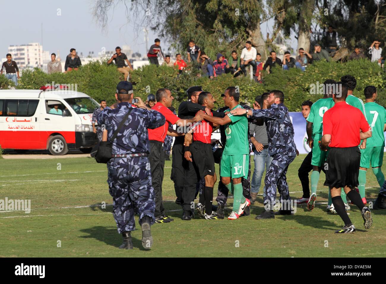 Gaza, Gaza Strip, Palestinian Territory. 11th Apr, 2014. Palestinian ...