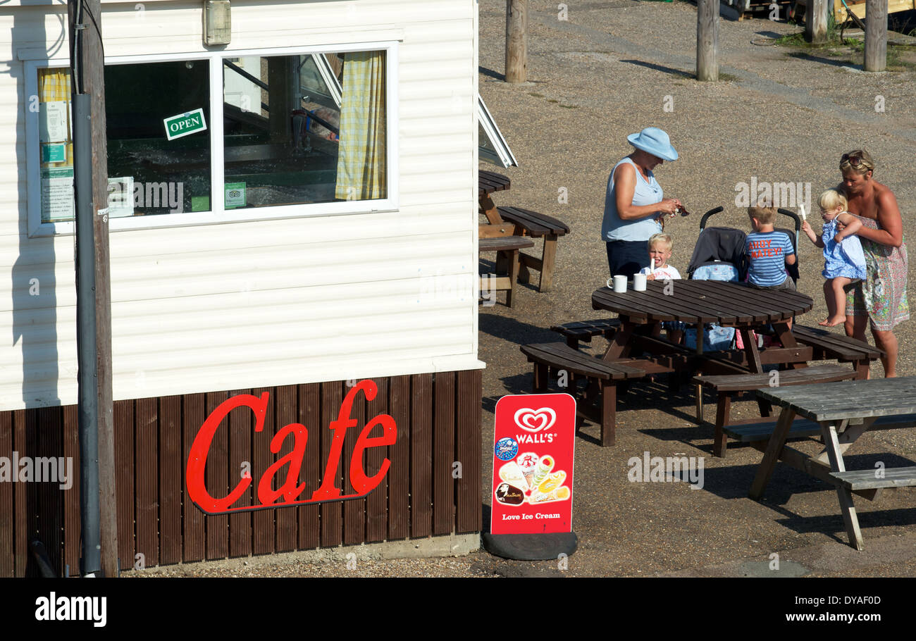 Woodbridge suffolk cafe hi-res stock photography and images - Alamy