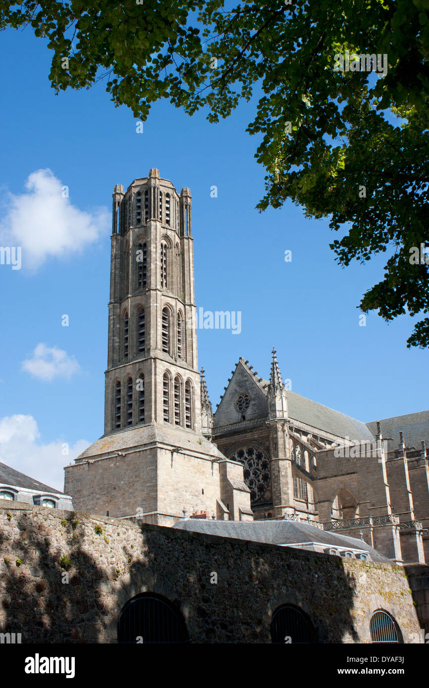 Bell tower of St. Etienne Cathedral of Limoges, France Stock Photo - Alamy