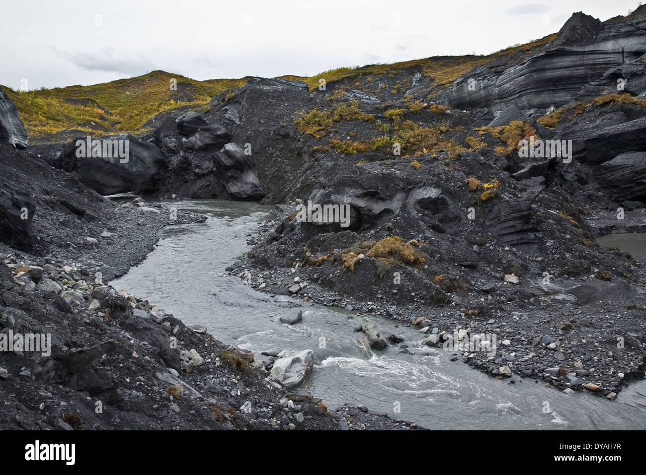 Grey river rock hi-res stock photography and images - Alamy
