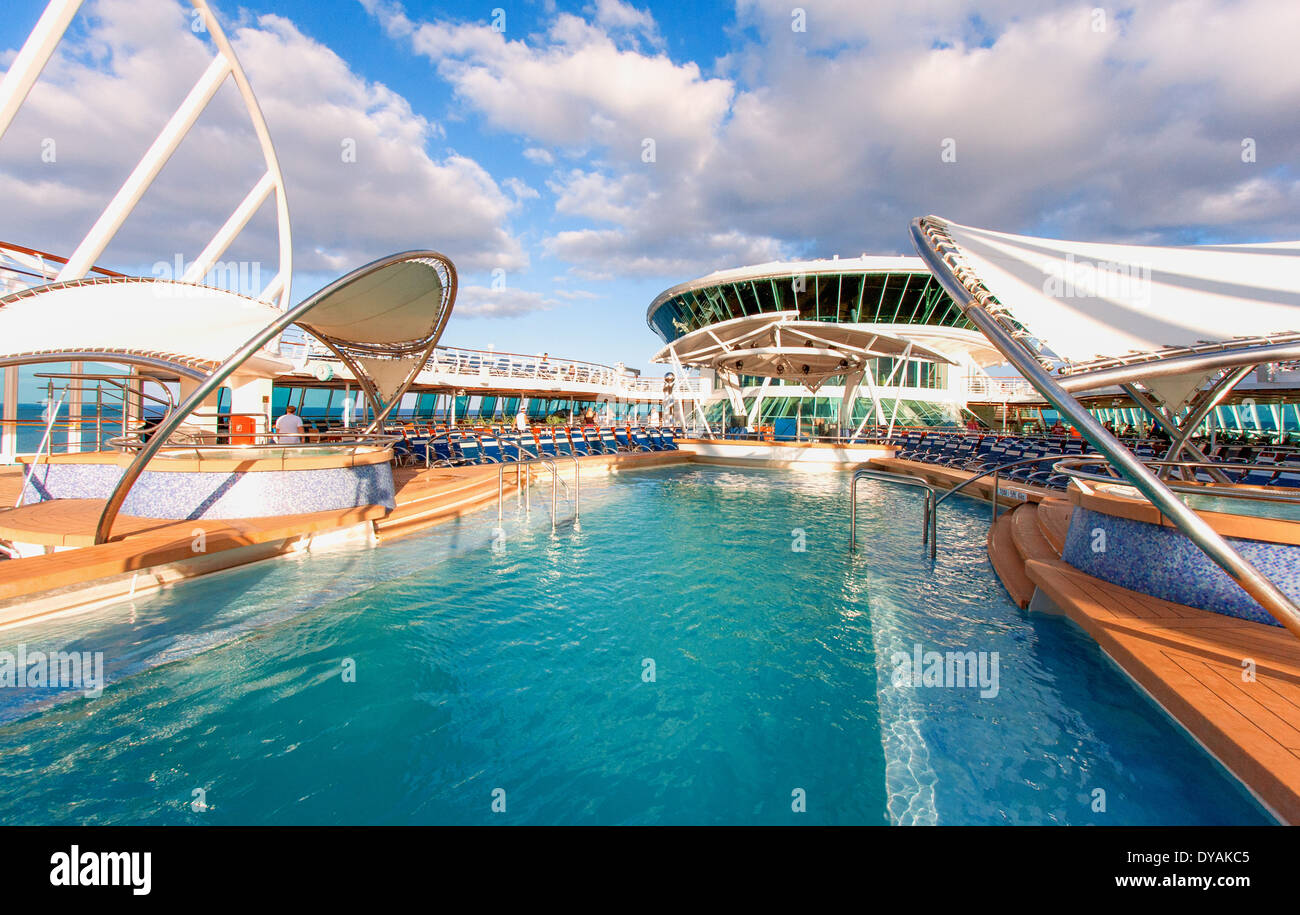 The Enchantment Of Seas Wallpaper Independence Of The Seas | Royal