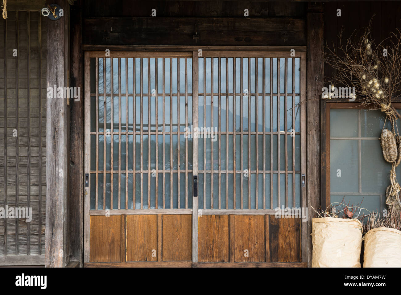 Traditional Japanese house in rural Japan Stock Photo - Alamy