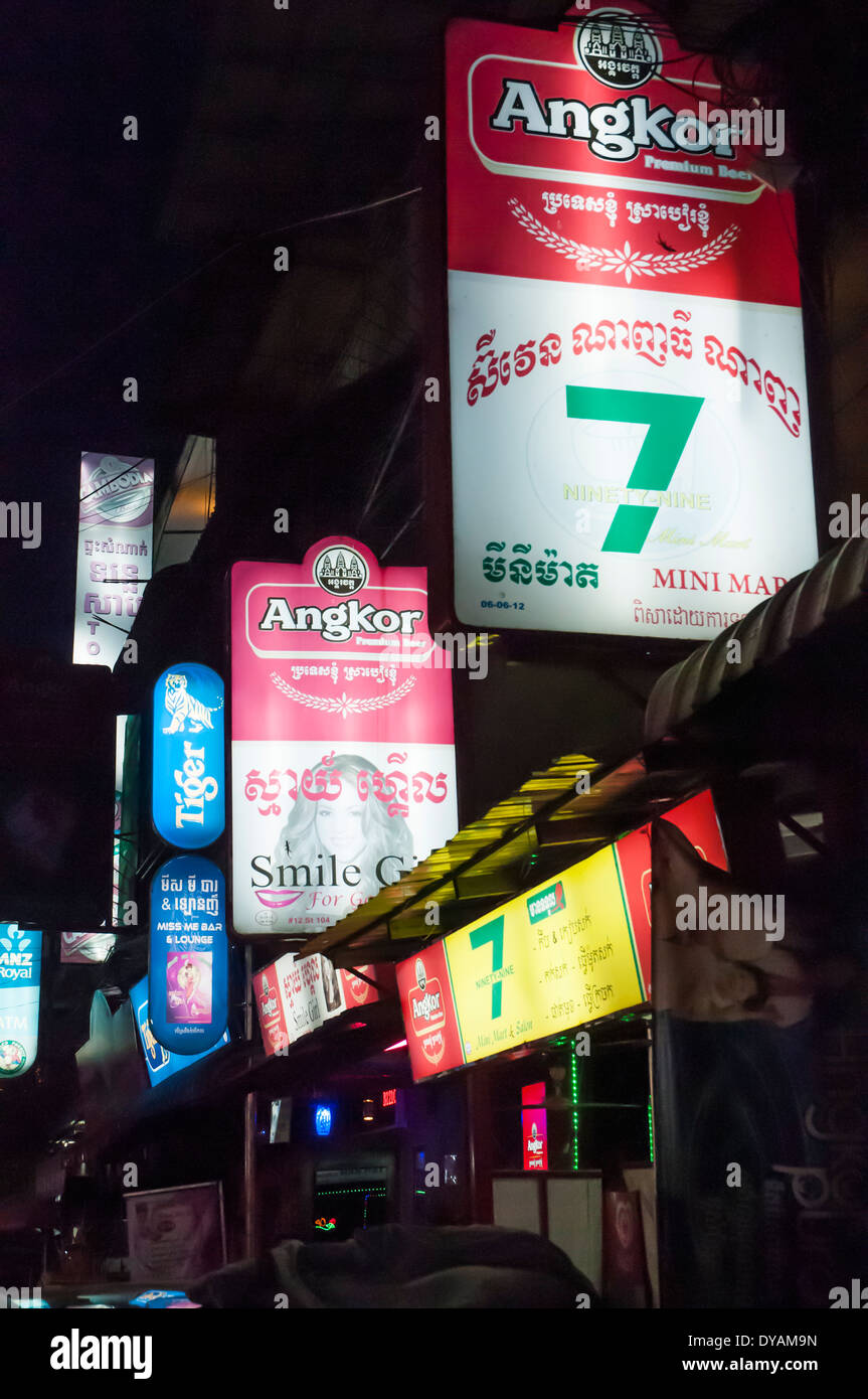 Phnom penh nightlife hi-res stock photography and images - Alamy