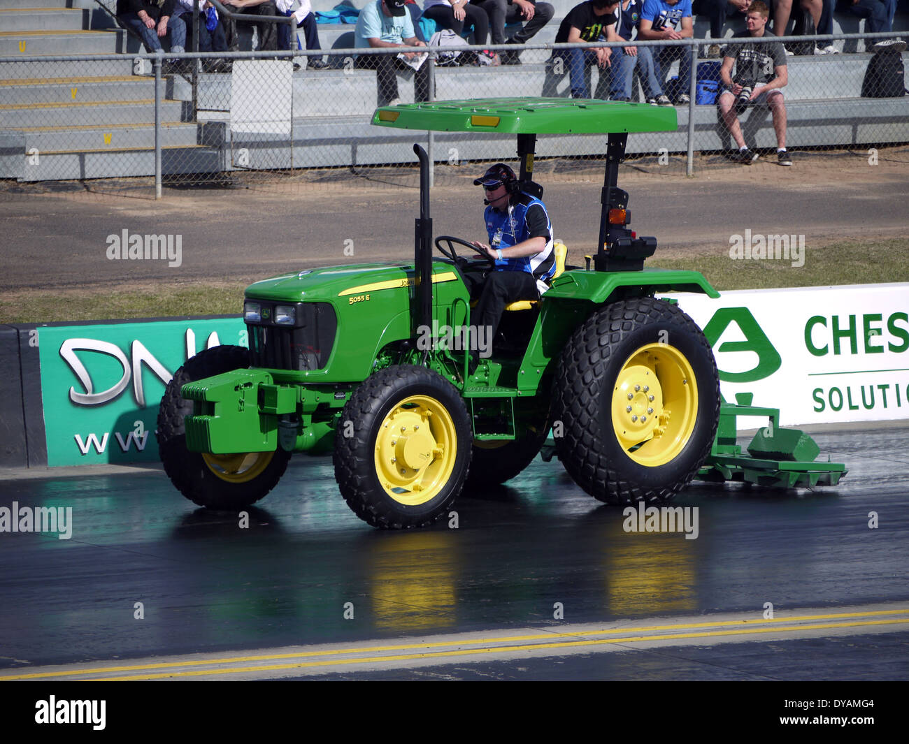Queensland raceway hi-res stock photography and images - Alamy