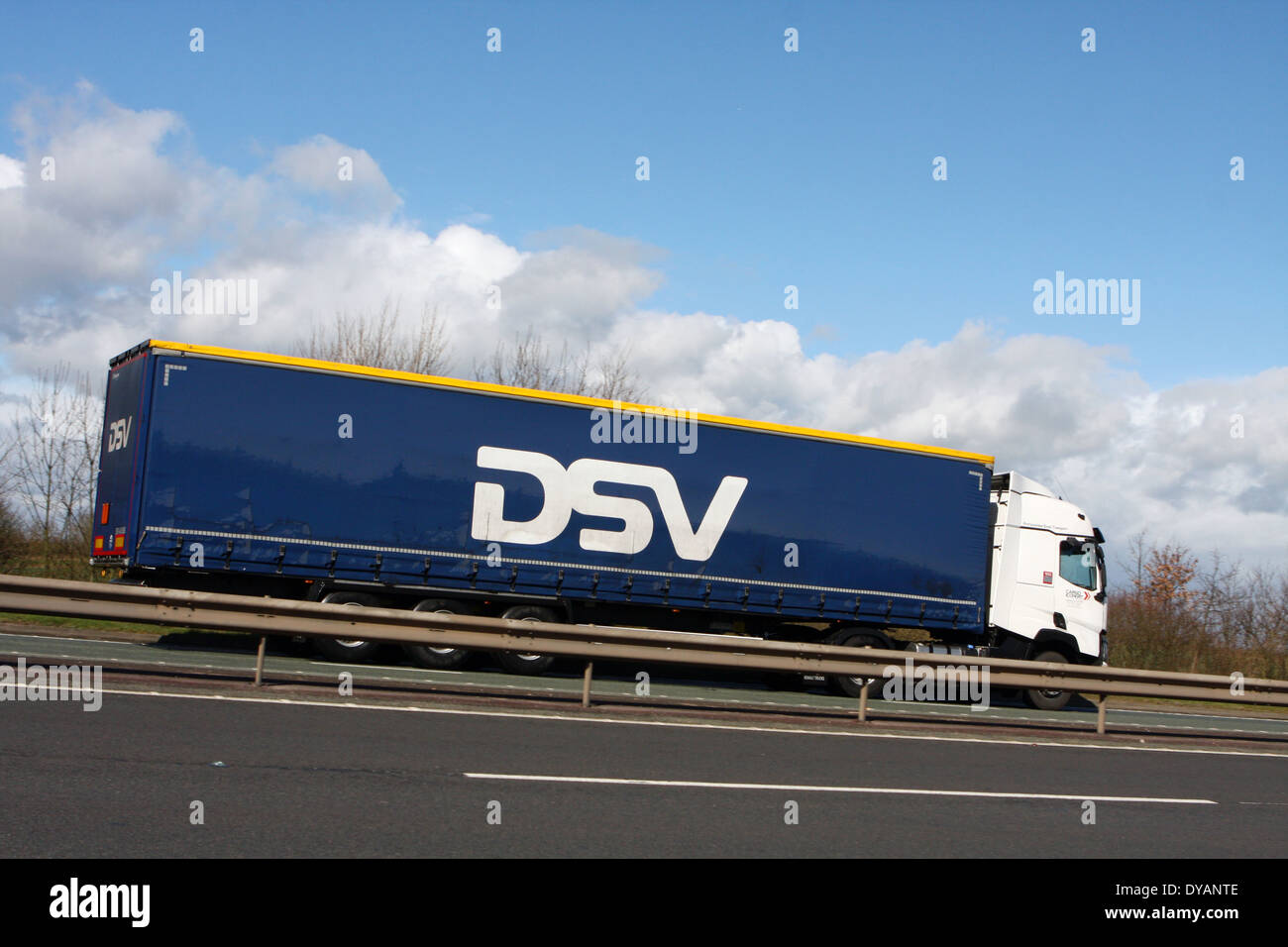 Dsv trucks hi-res stock photography and images - Alamy