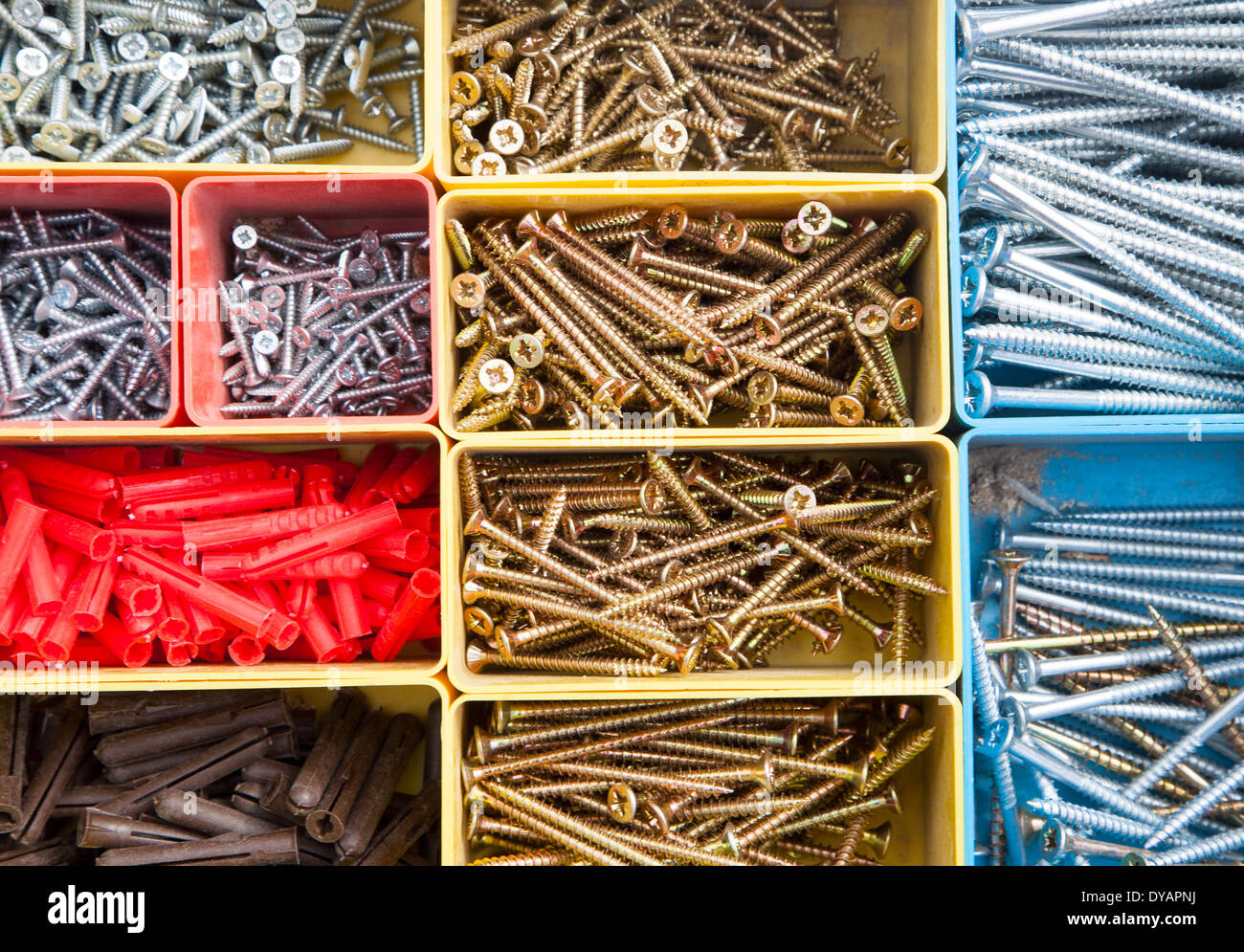 Box of screws hi-res stock photography and images - Alamy