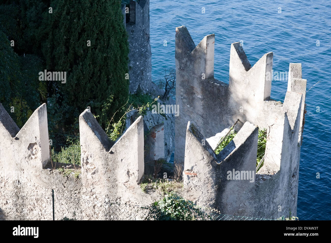closeup of old fortress wall with stone teeth Stock Photo - Alamy