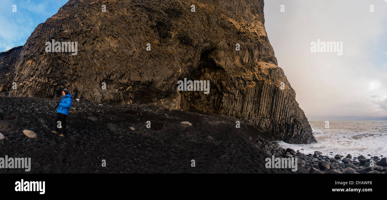 Basaltic lava flow solidified forming columns in the beaches of Vik ...