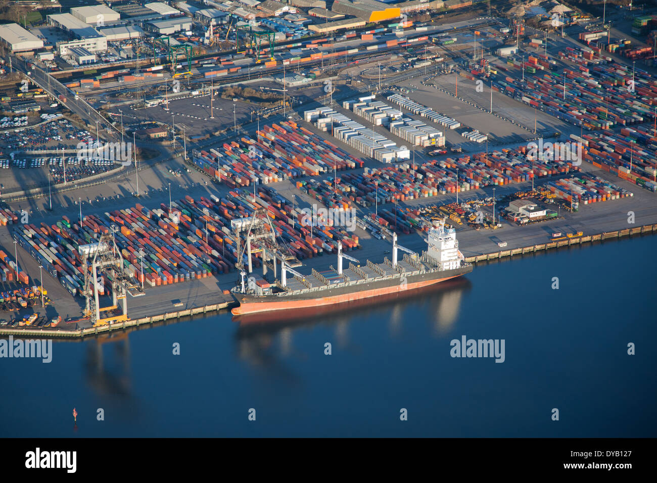 Southampton port aerial hi-res stock photography and images - Alamy
