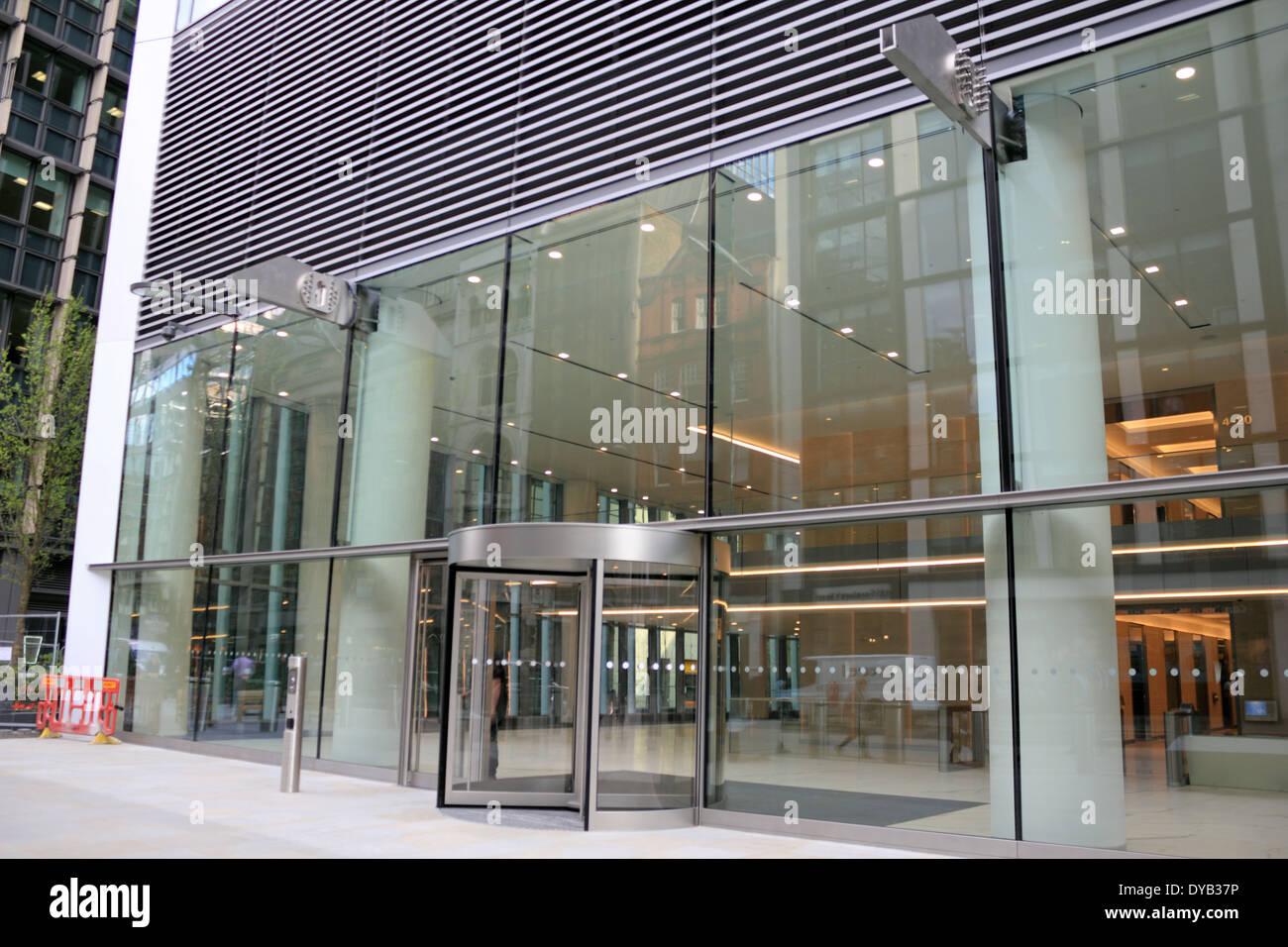 Front entrance to the Walkie Talkie building a commercial skyscraper ...